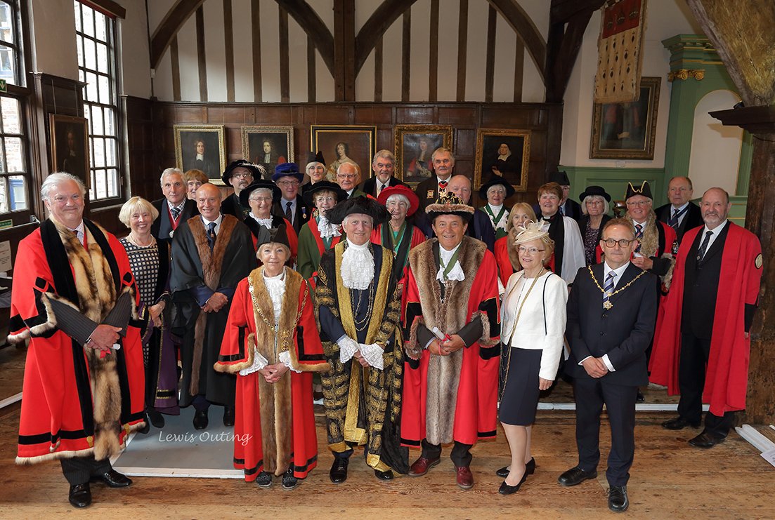 York Waggon Mystery Plays prepare to "roll" out. - York Mystery Plays